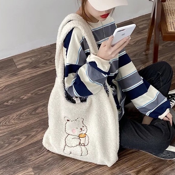 Bags | Bear Tote Bag Plush Soft Fuzzy Boba Bubble Tea Cartoon ...